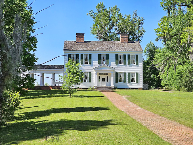 Southern charm personified &ndash; the Gregory House stands as elegantly today as it did in the 1800s, minus the hoop skirts and mint juleps.