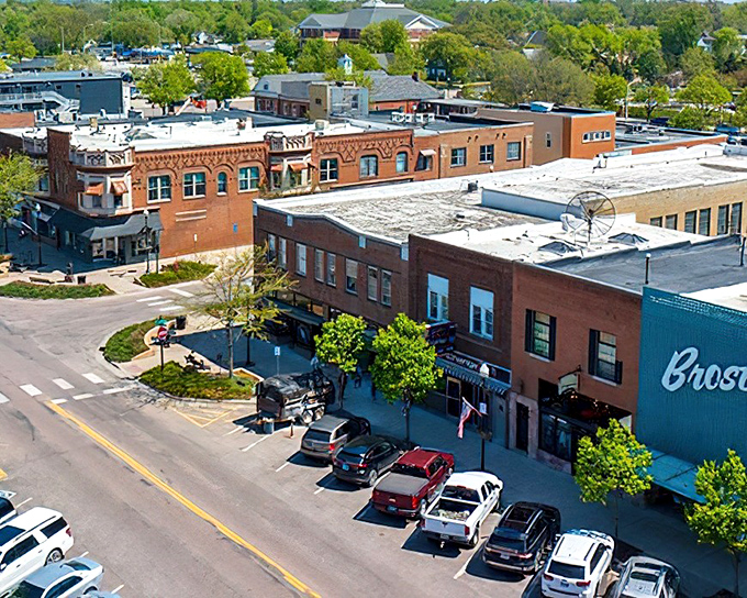Brookings' downtown feels like a movie set where small-town America still thrives, minus the aliens or zombie apocalypse scenarios.