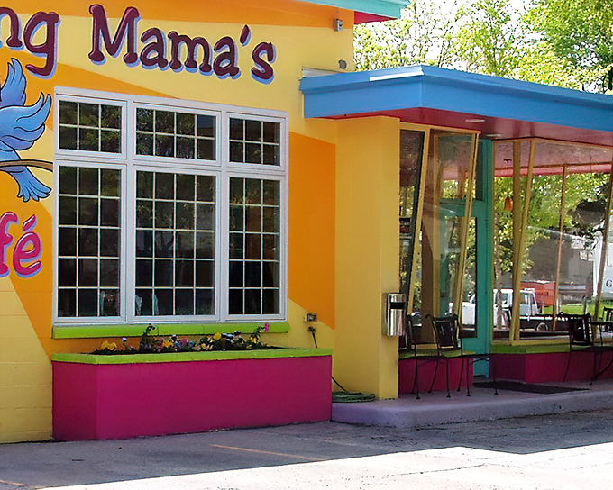 Good Morning Mama's: Sunshine yellow with hot pink trim&mdash;this place dresses brighter than your aunt at a Florida retirement community.