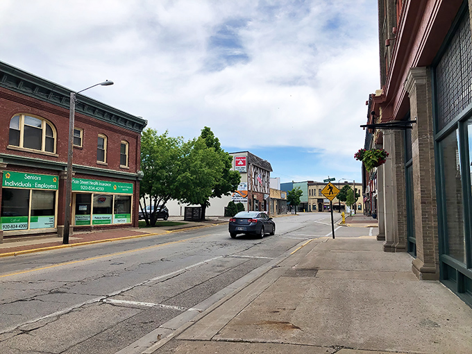 Marinette's downtown invites you to slow down and explore its wide streets lined with character-filled historic buildings.