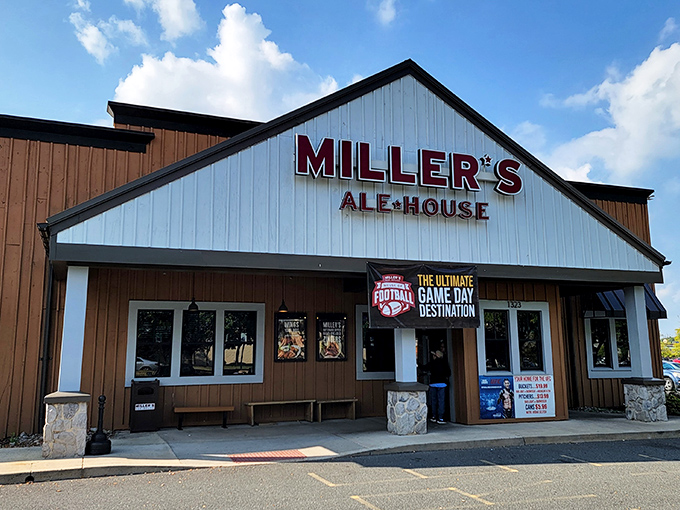 Miller's Ale House brings that perfect "game day and gourmet burger" vibe to Newark. Sports on TV, paradise on your plate!