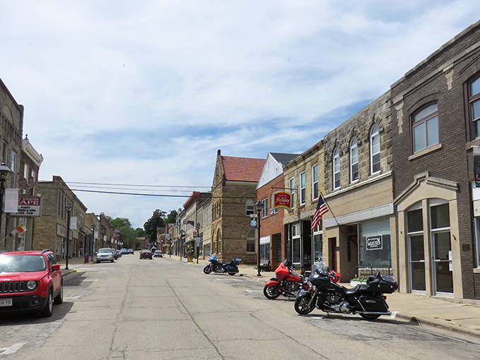 Mineral Point's main drag showcases its mining heritage with sturdy stone buildings that have weathered more than a century of Wisconsin seasons.