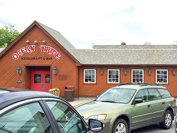 Ocean Pride's rustic wooden exterior houses seafood treasures that locals have guarded jealously for decades.