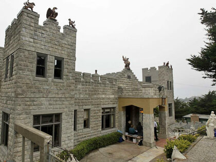 10 Gorgeous Medieval Castles In California That Are Totally Worth The Drive