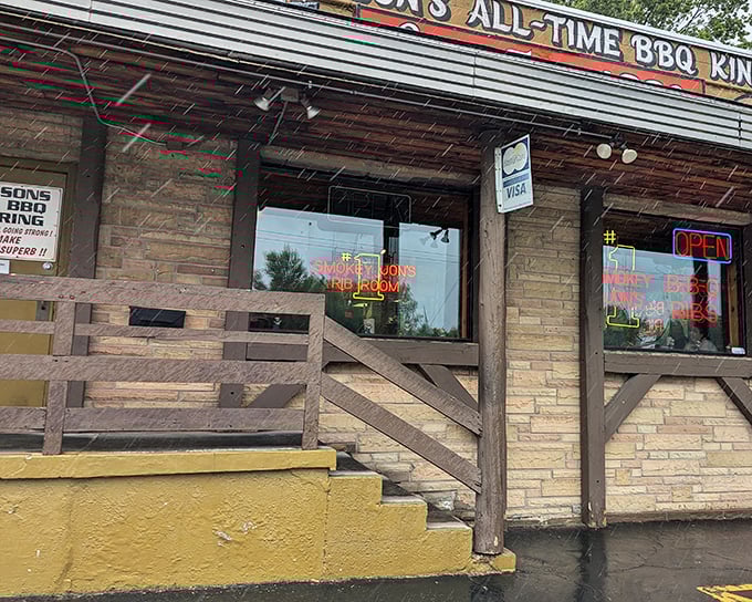 Rain or shine, Smoky Jon's brick exterior promises a warm welcome and even warmer brisket inside those doors.