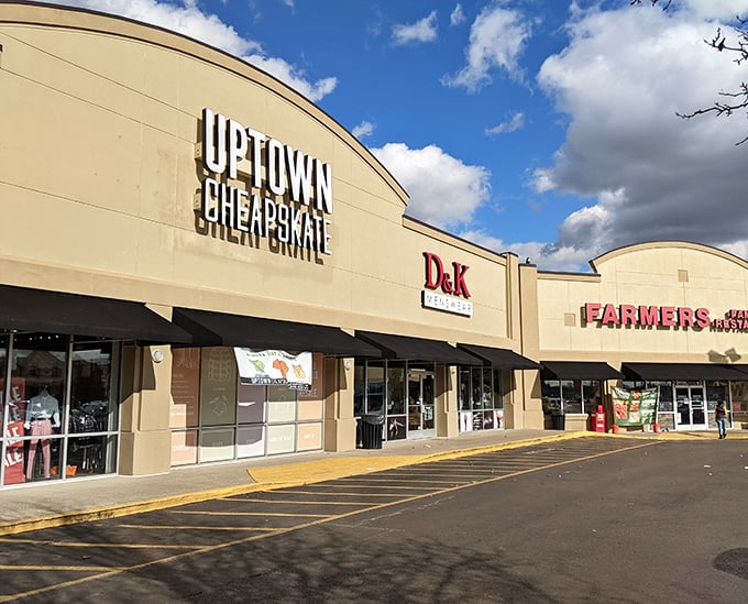 Uptown Cheapskate brings boutique vibes to thrift shopping. That curved facade houses fashion finds galore!