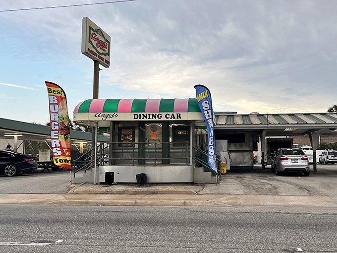 Angel's proves that the best diners come in small packages, like fortune cookies with better food.