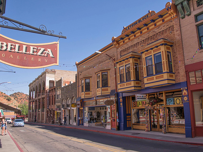These Victorian beauties have been posing against desert hills longer than most Hollywood stars have been alive, and they're still camera-ready.