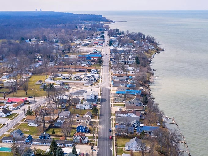 The charming streets of Geneva-on-the-Lake, where vacation memories are made between ice cream cones and sunset strolls.