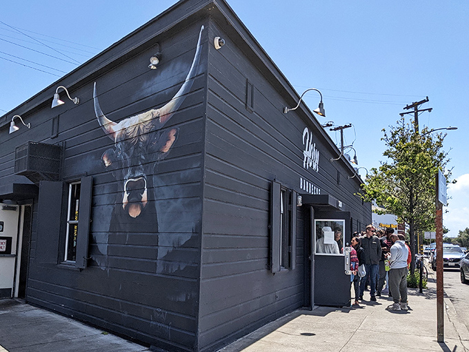 That longhorn mural isn't just decoration&mdash;it's a promise Horn Barbecue delivers on. Where Oakland meets Austin, with smoke signals visible from both cities.