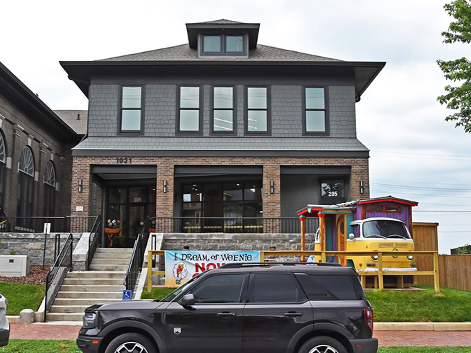 Where hot dogs meet whimsy&mdash;I Dream of Weenie's yellow bus headquarters proves great food ideas sometimes come in the most unexpected packages.