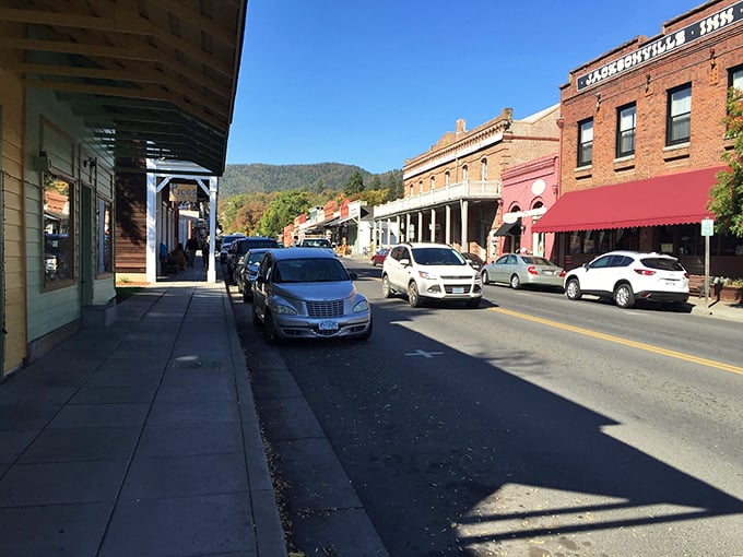 Time travel isn't just for sci-fi movies&mdash;Jacksonville's preserved downtown takes you straight to the 1850s.