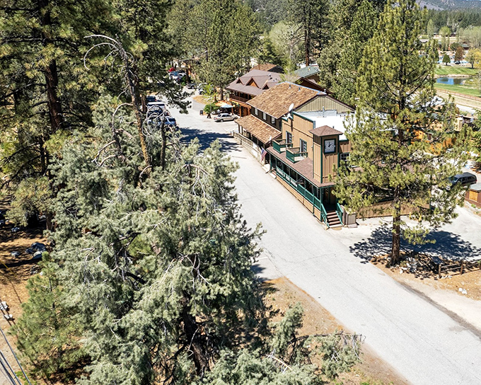 That's not just a building&mdash;it's the community's living room! Pine Mountain Club's rustic charm would make Thoreau jealous.