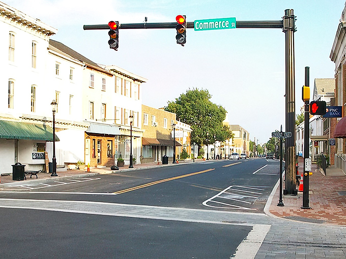 Commerce Street in Smyrna&mdash;where the red lights give you extra time to admire the historic storefronts.