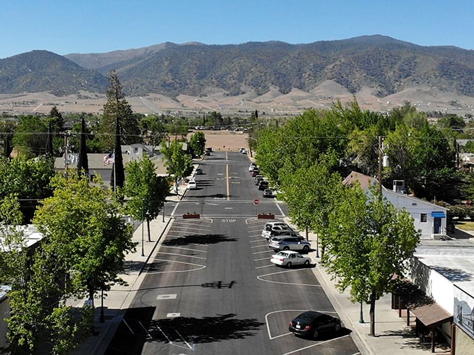 Tree-lined streets and mountain backdrops make Tehachapi feel like a vacation spot where your Social Security check actually goes the distance.
