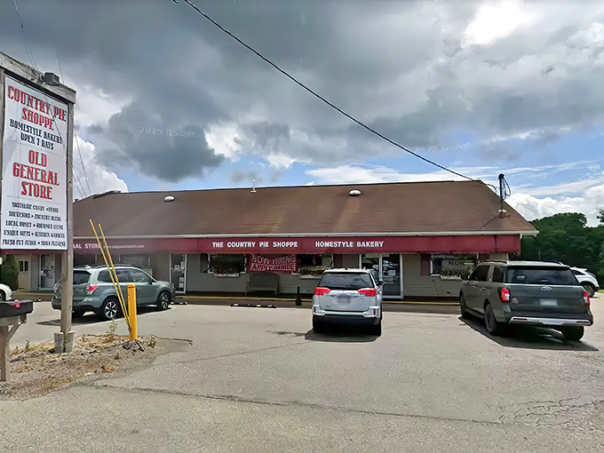 Red awnings and homestyle pies—this place doesn't need fancy frills when the filling speaks volumes. Comfort in every slice!