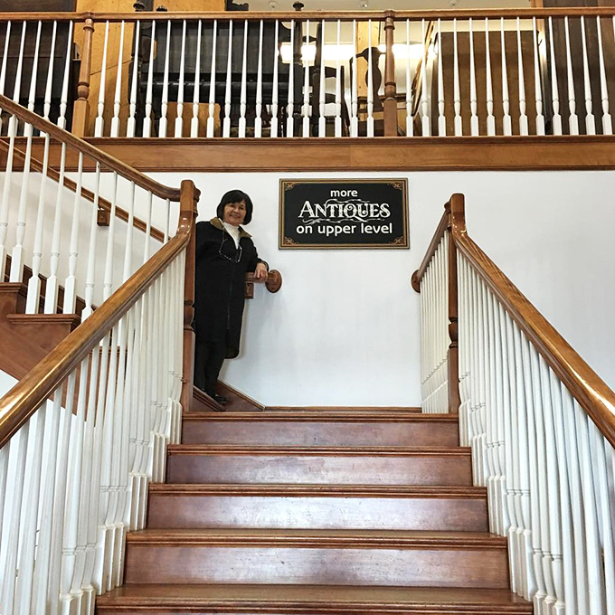 "More ANTIQUES on upper level" might be the understatement of the century&mdash;like saying Rome has "a few old buildings."