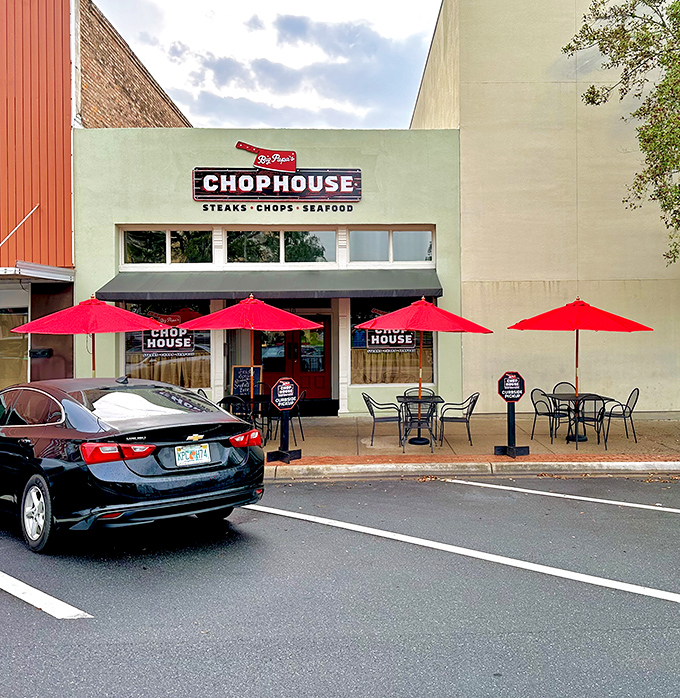 Big Papa's Chophouse offers steaks and seafood without the coastal markup. Those red umbrellas aren't just for show&mdash;they're beacons for budget-conscious foodies.