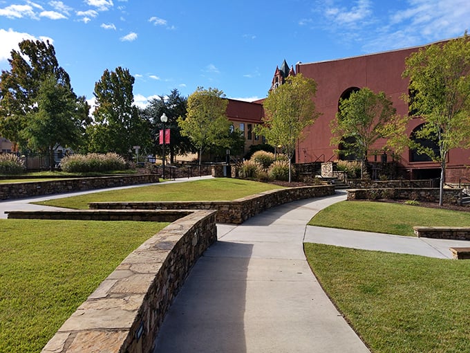 Carolina Wren Park offers the kind of peaceful green space that makes you remember why parks matter.