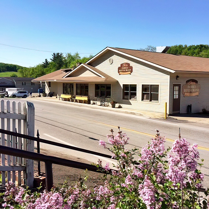 Grandma's Homestead Restaurant isn't trying to reinvent comfort food&mdash;they're simply perfecting what your grandmother always hoped to achieve in her kitchen.