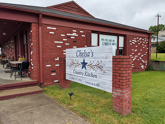 Chelsa's Country Kitchen opens at 6 AM for early birds and night owls alike&mdash;because the best comfort food doesn't check its watch before serving.