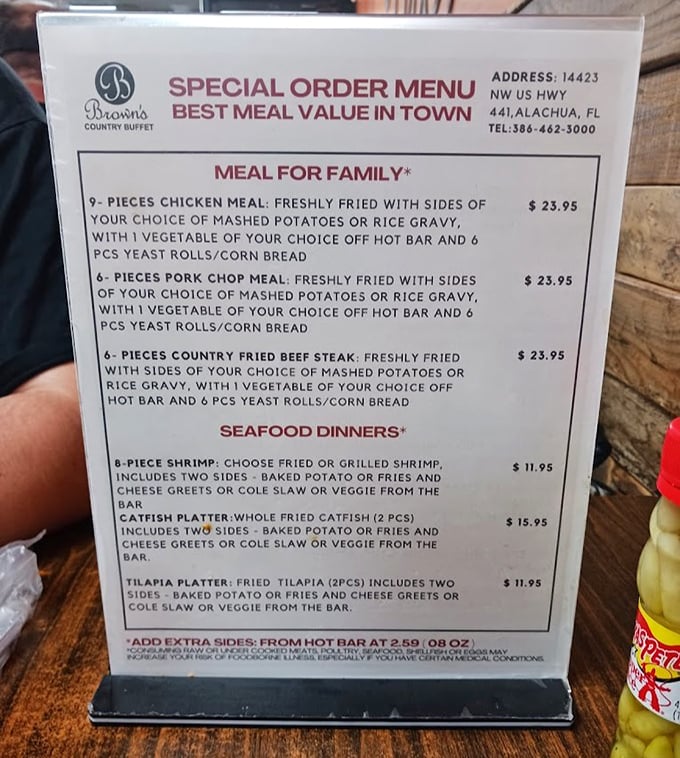 The menu doesn't mince words: "Best Meal Value In Town" isn't bragging if it's true. Family-style portions that would make your grandmother nod in approval.