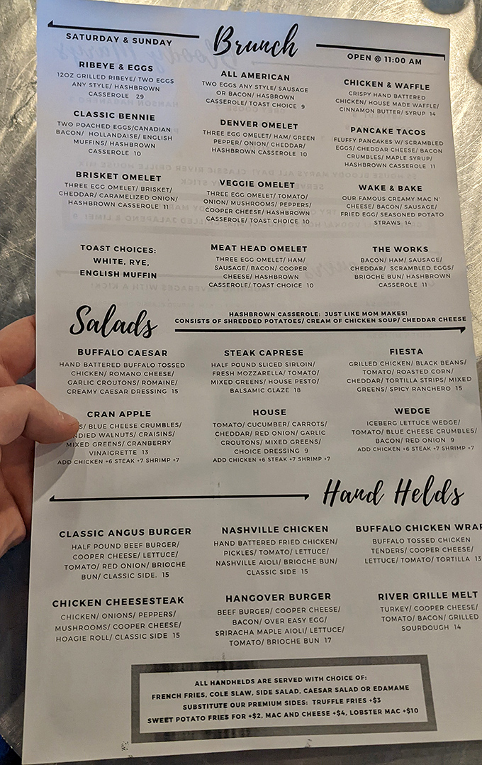 A menu that reads like a love letter to American comfort food. The brunch selection alone is worth setting your alarm for.