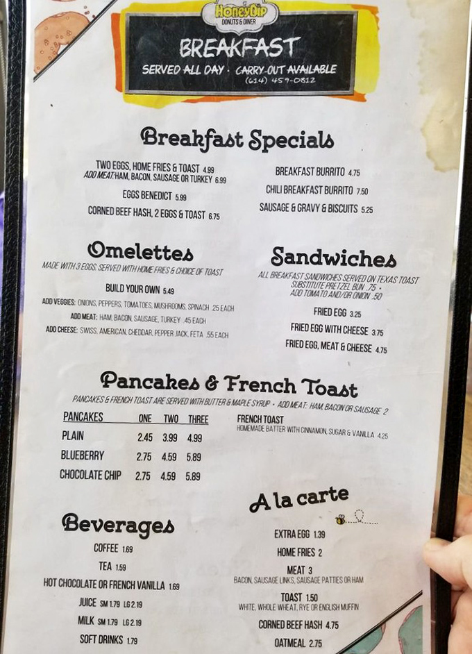 Breakfast all day: three words that should be enshrined in the American Constitution. This menu promises comfort without pretension.