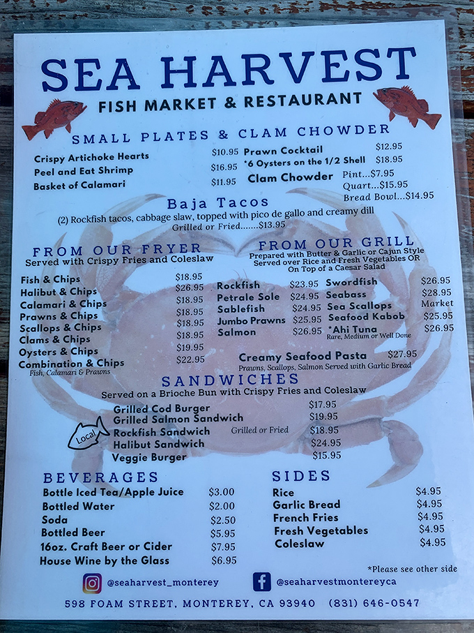 A menu that doesn't need fancy fonts or flowery descriptions&mdash;just straightforward seafood excellence that speaks for itself. The clam chowder bread bowl is calling my name!