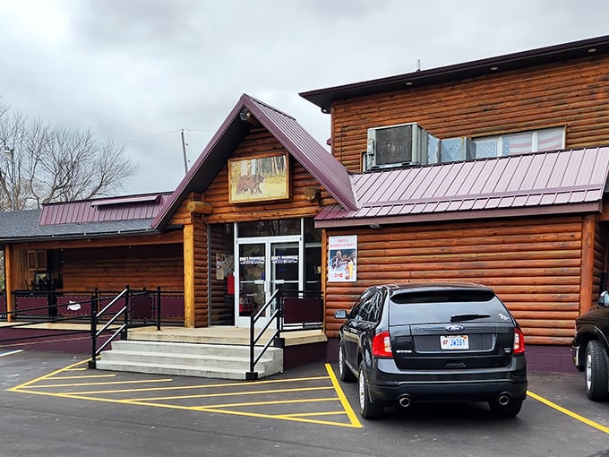 This rustic log cabin exterior promises comfort food that'll make you forget all about that fancy diet you were considering.