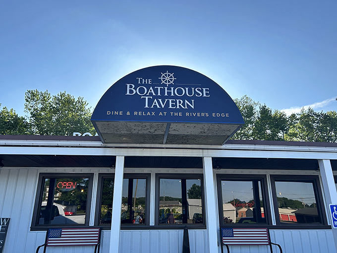 The Boathouse Tavern invites you to "dine and relax at the river's edge" &ndash; a promise as refreshing as their riverside views.
