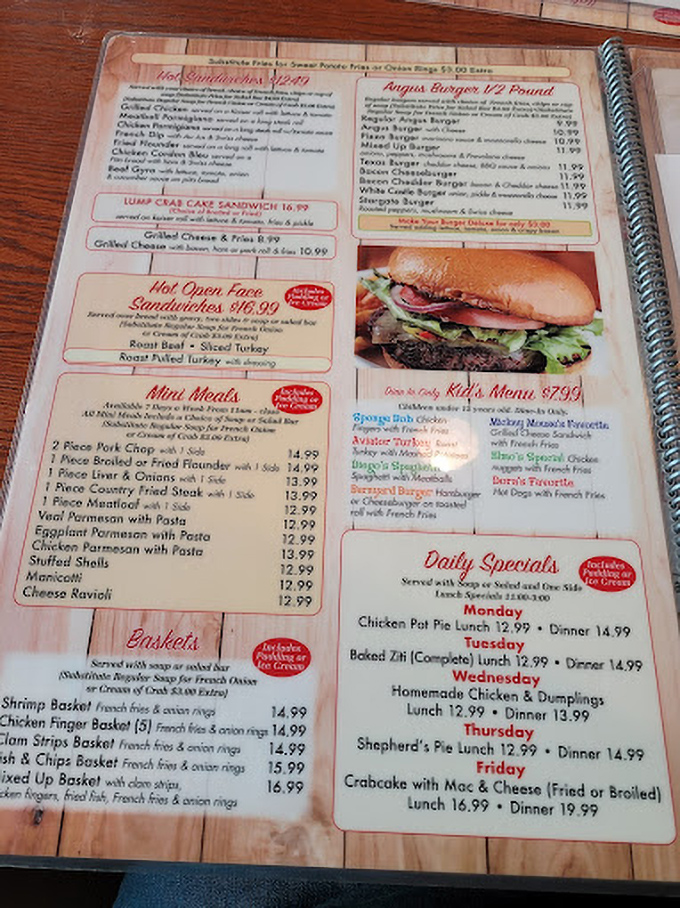 A menu that reads like a love letter to comfort food classics. The daily specials alone are worth marking your calendar for.