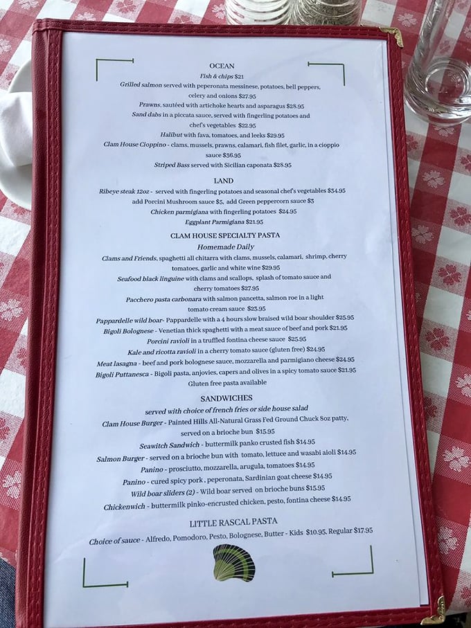 A menu that reads like poetry to seafood lovers. From cioppino to wild boar pappardelle, each dish promises a vacation for your taste buds.