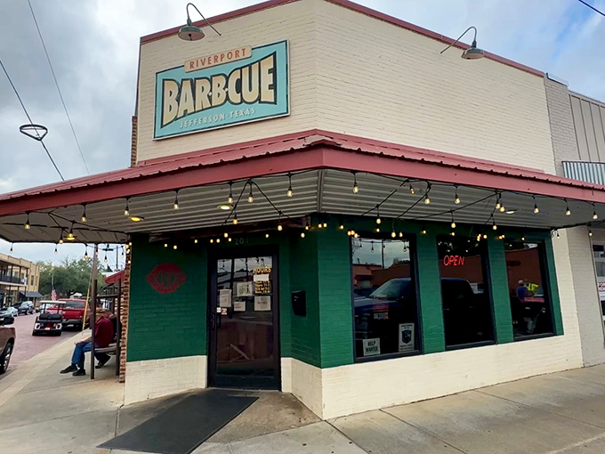Riverport Barbecue stands as a beacon of smoked meat salvation, its vibrant green exterior promising Texas-sized flavor within those hallowed walls.