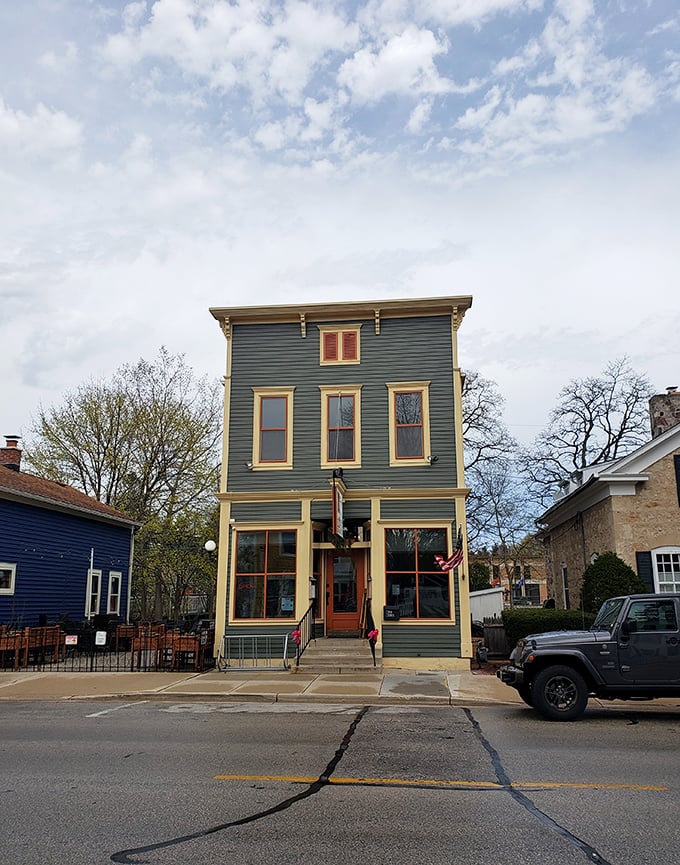 This three-story slice of Americana isn't just a building&mdash;it's a time machine with retail therapy included. The yellow trim practically winks at passersby.
