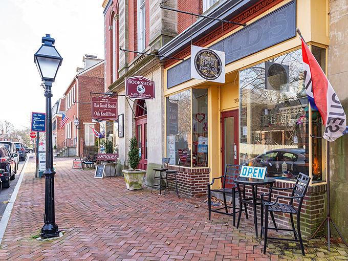 Bookstores and caf&eacute;s line Delaware Street, offering the perfect excuse to linger longer than you planned&mdash;just as the founders intended.