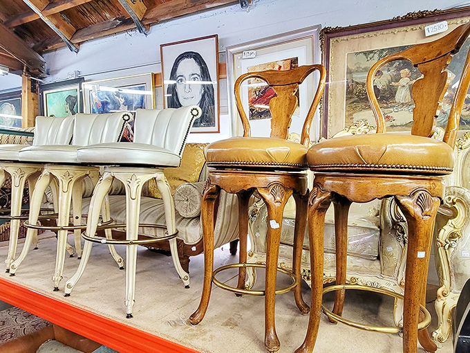 Bar stools with personality! These cream and wooden beauties are just waiting to hear about your day over a glass of cabernet.