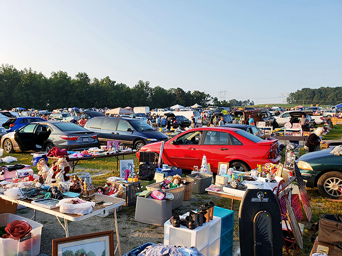 Welcome to treasure town! Jake's Flea Market's charming entrance sign promises a day of discovery and deals just beyond those doors.