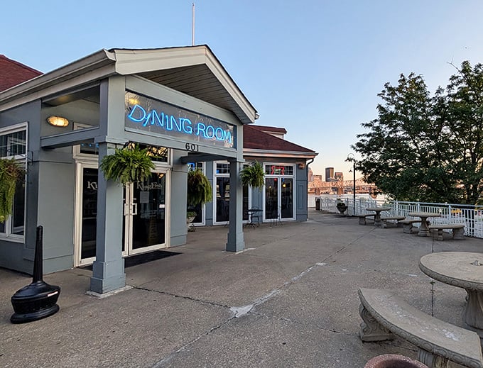 Kingfish's waterfront perch offers dining with a view that rivals the food. Those hanging plants aren't the only things thriving here!