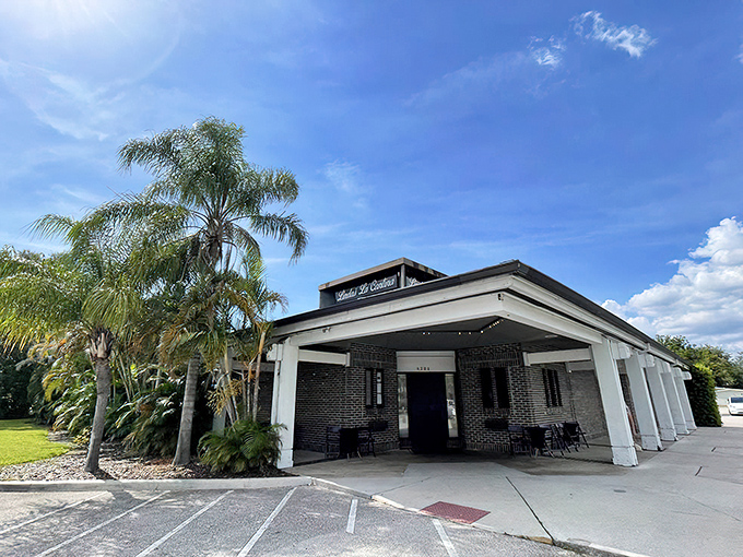 Palm trees and perfect porterhouses &ndash; this Orlando gem proves paradise comes with a side of garlic bread.