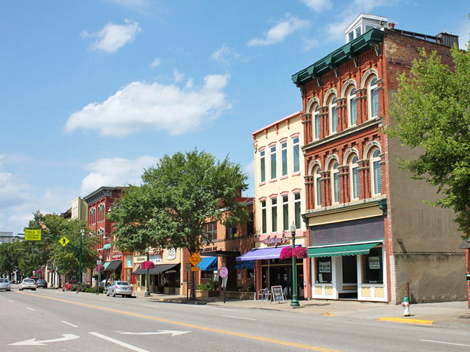 Marietta's brick beauties stand shoulder-to-shoulder like old friends catching up at a high school reunion.
