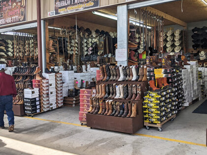 10 Massive Flea Markets In Texas That Are Absolutely Worth The Day Trip