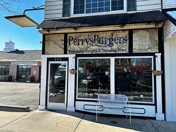 "Unending Burgers & Unending Fries" &ndash; now that's a campaign slogan I can get behind! PerrysBurgers keeps it refreshingly simple.