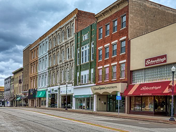 Quincy's historic downtown looks like a movie set where the star is your budget! Those brick buildings have stories to tell&mdash;and affordable rents to match.