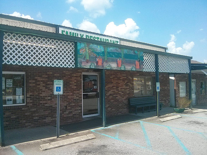 South Congaree House of Pizza's charming retro exterior hints at old-school recipes inside. Sometimes the best treasures hide in plain sight.