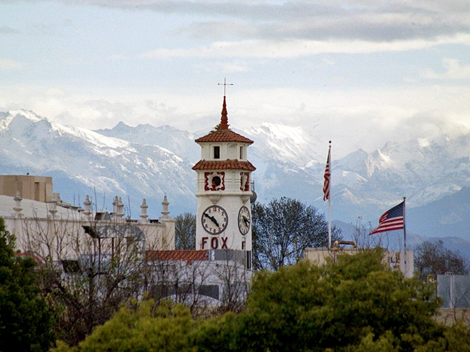 Fall in Visalia paints the town in nature's most spectacular palette. Who needs expensive entertainment when this view comes free?