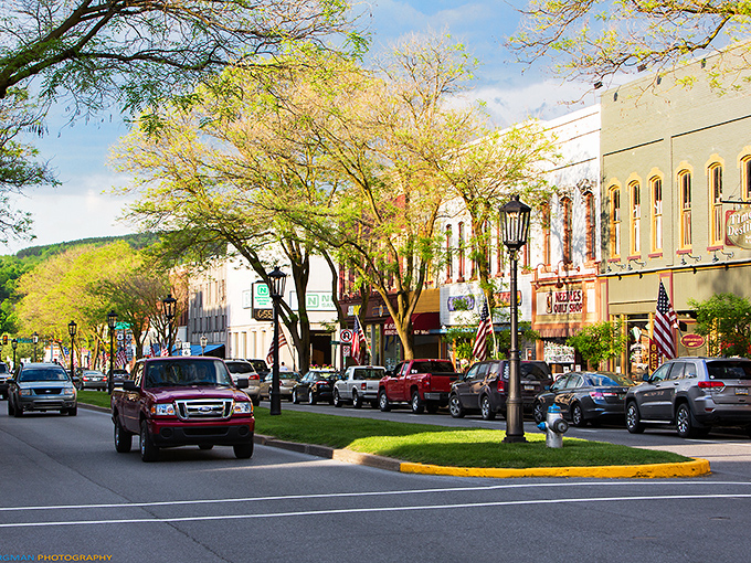 Wellsboro's quaint storefronts with their classic covered porches invite you to slow down and remember when shopping was a social event.