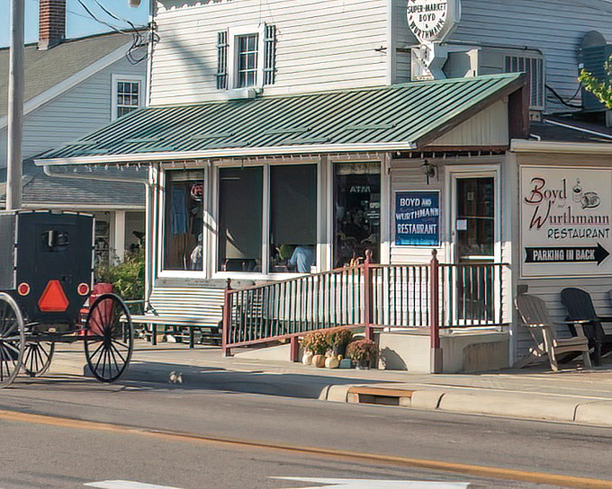 An Amish buggy parked outside Boyd & Wurthmann's&mdash;the ultimate seal of authenticity. When the experts eat here, you know it's the real deal.