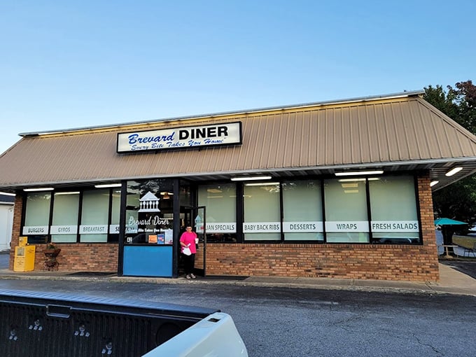 Blue trim and big windows welcome hikers and locals alike to this unpretentious breakfast haven near Pisgah Forest.