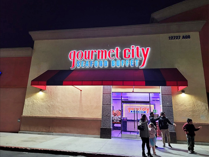 When the sign lights up at night, locals know it’s showtime for seafood lovers. The red carpet of buffets!